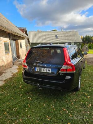 Melns Volvo V70 2016 Terva, ar dzinēja tilpumu 2.00 L un nobraukumu 304 tūkst. km par 9500 €, foto 4 vietnē AUTOMOTO.COM.LV