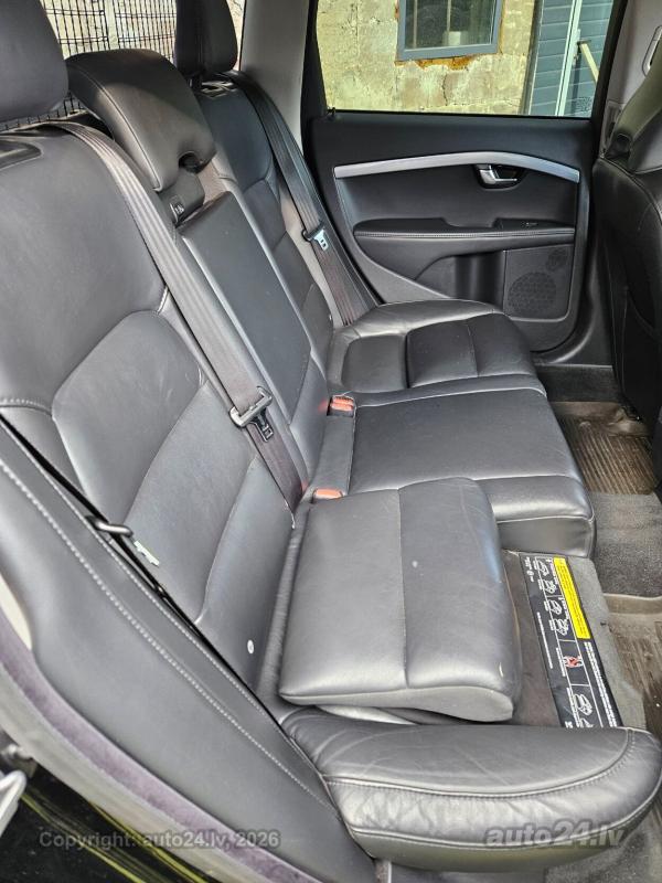 Melns Volvo V70 2016 Terva, ar dzinēja tilpumu 2.00 L un nobraukumu 304 tūkst. km par 9500 €, foto 9 vietnē AUTOMOTO.COM.LV