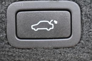 Melns Volvo V70 2016 Talsi, ar dzinēja tilpumu 2.00 L un nobraukumu 153 tūkst. km par 9500 €, foto 12 vietnē AUTOMOTO.COM.LV