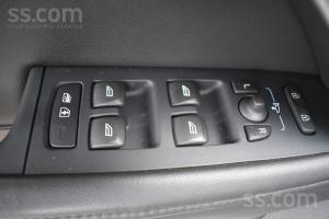 Melns Volvo V70 2016 Talsi, ar dzinēja tilpumu 2.00 L un nobraukumu 153 tūkst. km par 9500 €, foto 14 vietnē AUTOMOTO.COM.LV