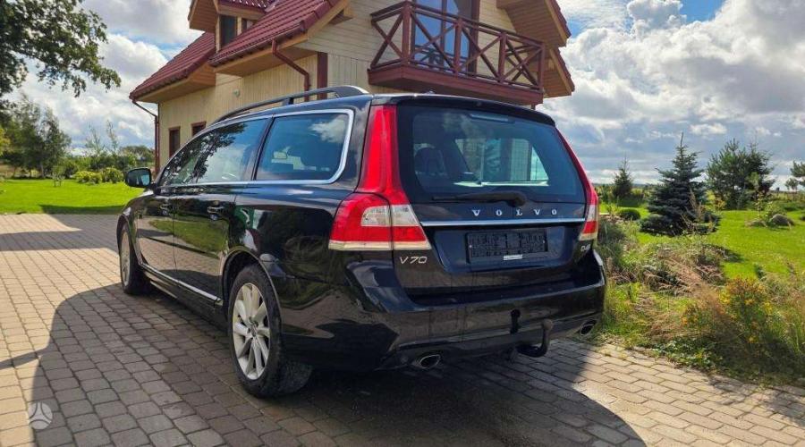 Черный Вольво В70 2016 в Кретинга, объемом двигателя 1.97 л и пробегом 209 тыс. км за 7500 €, фото 10 на AUTOMOTO.COM.LV