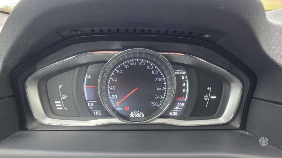 Черный Вольво В70 2016 в Кретинга, объемом двигателя 1.97 л и пробегом 209 тыс. км за 7500 €, фото 17 на AUTOMOTO.COM.LV