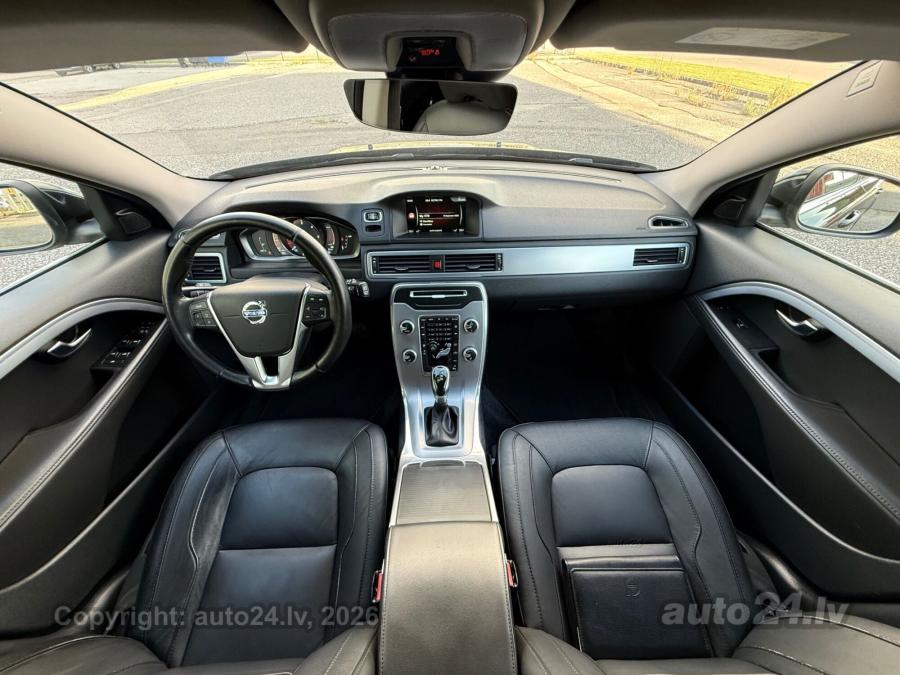 Melns Volvo V70 2016 Tartu, ar dzinēja tilpumu 2.00 L un nobraukumu 214 tūkst. km par 9499 €, foto 12 vietnē AUTOMOTO.COM.LV