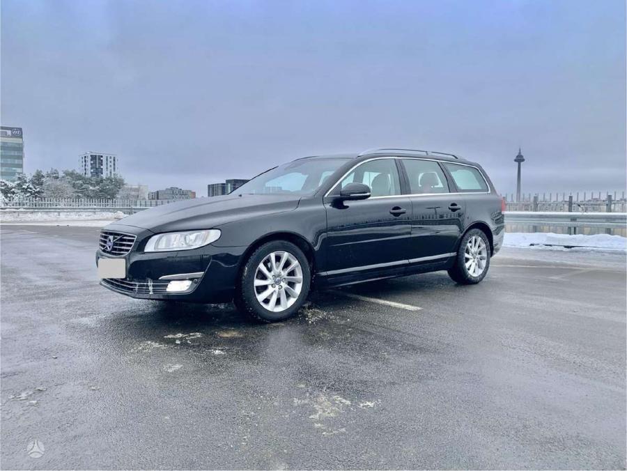 Melns Volvo V70 2017 Viļņa, ar dzinēja tilpumu 1.97 L un nobraukumu 308 tūkst. km par 8900 €, foto 1 vietnē AUTOMOTO.COM.LV
