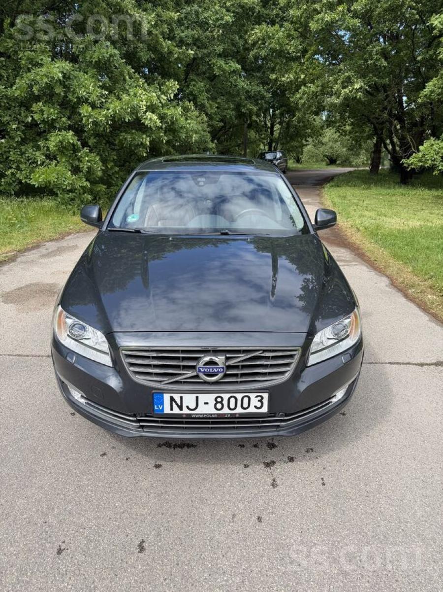 Melns Volvo V70 2017 Rīga, ar dzinēja tilpumu 2.00 L un nobraukumu 280 tūkst. km par 9500 €, foto 4 vietnē AUTOMOTO.COM.LV