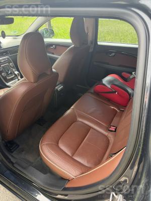 Melns Volvo V70 2017 Rīga, ar dzinēja tilpumu 2.00 L un nobraukumu 280 tūkst. km par 9500 €, foto 10 vietnē AUTOMOTO.COM.LV