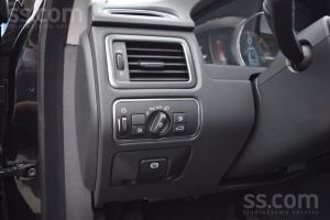 Black Volvo V70 2017 in Riga, with an engine capacity of 2.00 L and mileage of 370 thousand km for 7500 €, photo 11 on AUTOMOTO.COM.LV