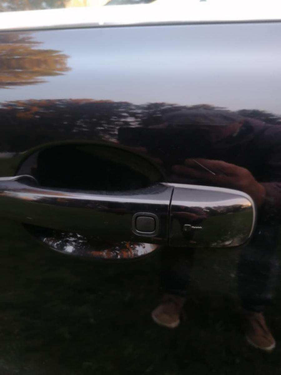 Black Volvo V70 2017 in Tallinn, with an engine capacity of 2.00 L and mileage of 250 thousand km for 8900 €, photo 6 on AUTOMOTO.COM.LV
