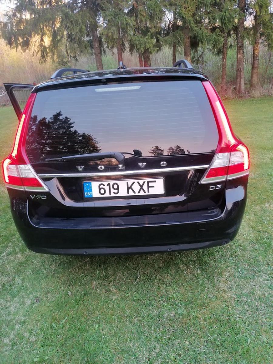 Black Volvo V70 2017 in Tallinn, with an engine capacity of 2.00 L and mileage of 250 thousand km for 8900 €, photo 20 on AUTOMOTO.COM.LV