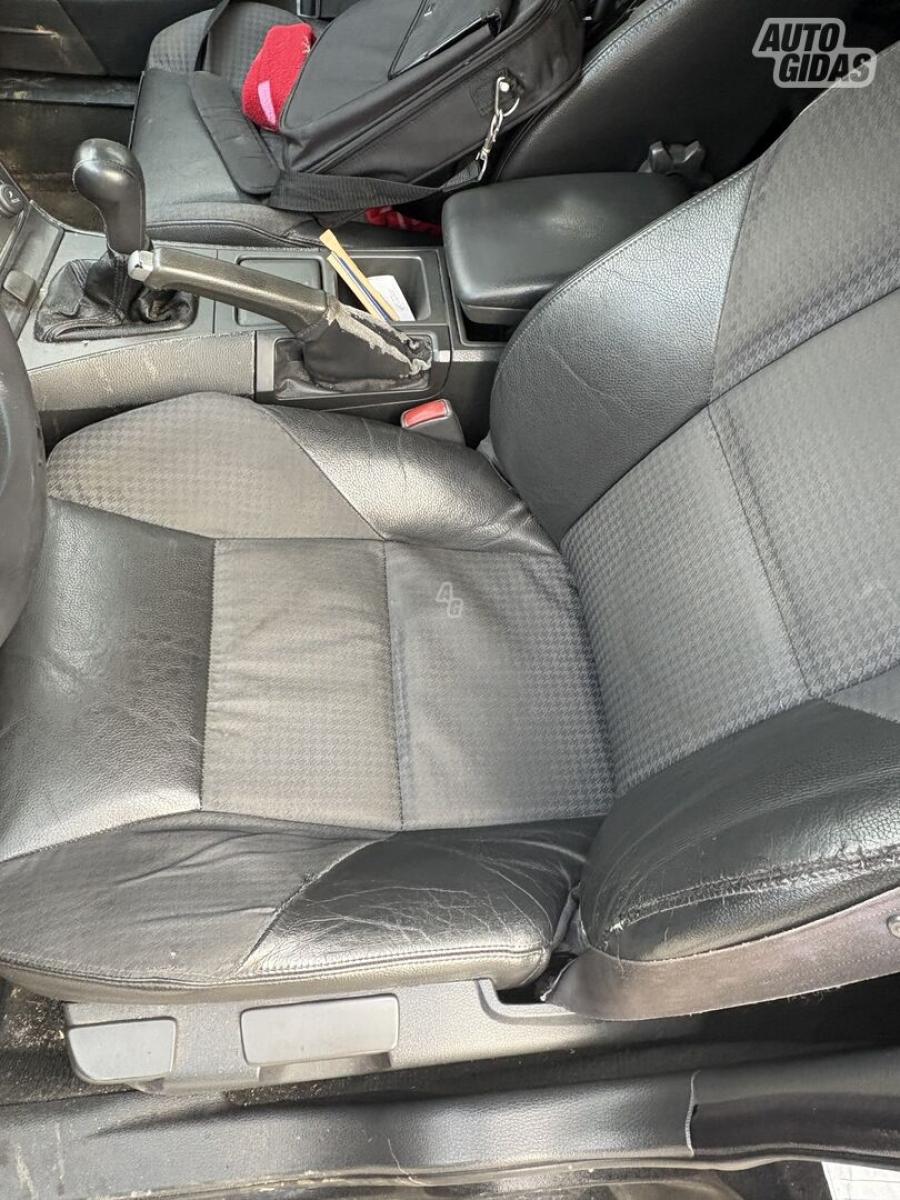 Melns Volvo V70 2023 Viļņa, ar dzinēja tilpumu 2.40 L un nobraukumu 427 tūkst. km par 930 €, foto 9 vietnē AUTOMOTO.COM.LV