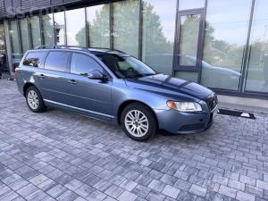 Zils Volvo V70 2012 Rīga, ar dzinēja tilpumu 2.00 L un nobraukumu 259 tūkst. km par 3900 €, foto  vietnē AUTOMOTO.COM.LV