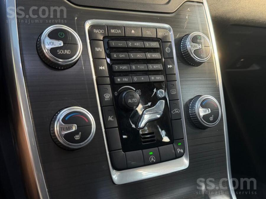 Blue Volvo V70 2015 in Riga, with an engine capacity of 1.60 L and mileage of 171 thousand km for 6999 €, photo 16 on AUTOMOTO.COM.LV
