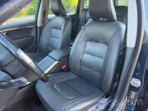 Blue Volvo V70 2015 in Riga, with an engine capacity of 1.60 L and mileage of 171 thousand km for 6999 €, photo 22 on AUTOMOTO.COM.LV