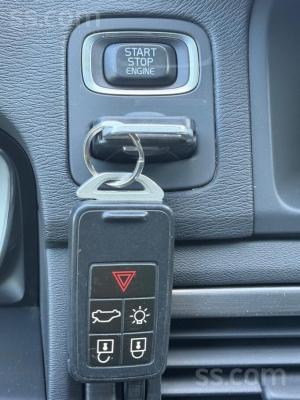 Blue Volvo V70 2015 in Riga, with an engine capacity of 1.60 L and mileage of 171 thousand km for 6999 €, photo 34 on AUTOMOTO.COM.LV