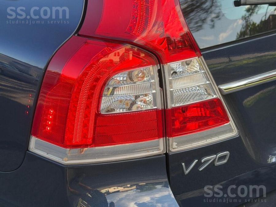 Blue Volvo V70 2015 in Riga, with an engine capacity of 1.60 L and mileage of 171 thousand km for 6999 €, photo 35 on AUTOMOTO.COM.LV