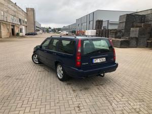 Blue Volvo V70 1997 in Rezekne, with an engine capacity of 2.50 L and mileage of 357 thousand km for 900 €, photo 6 on AUTOMOTO.COM.LV