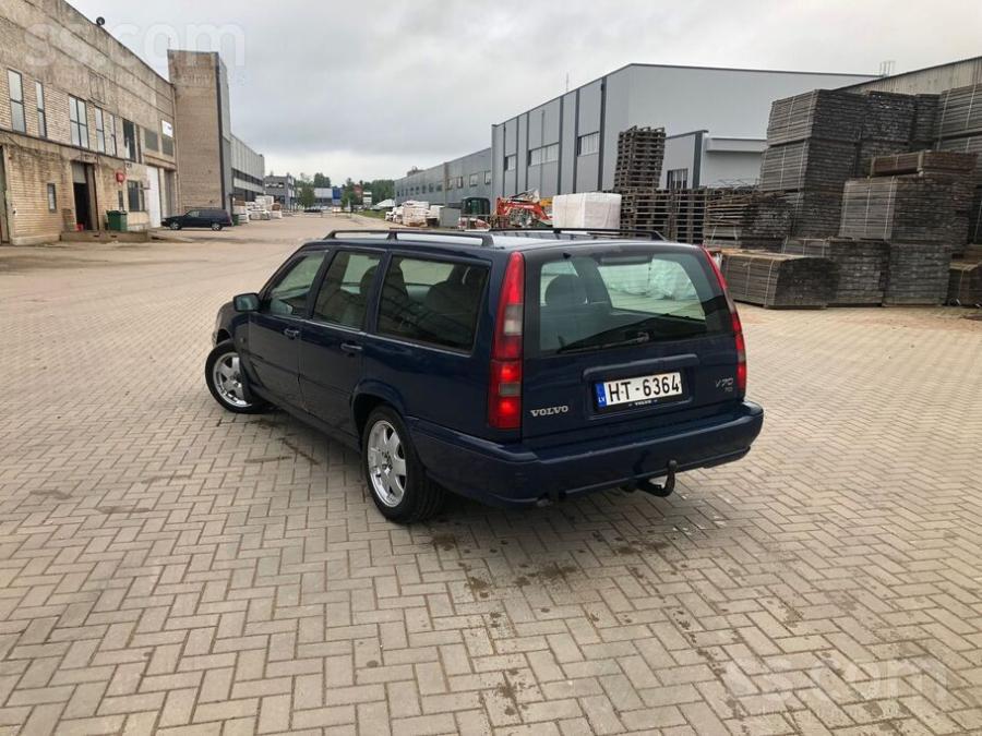 Blue Volvo V70 1997 in Rezekne, with an engine capacity of 2.50 L and mileage of 357 thousand km for 900 €, photo 6 on AUTOMOTO.COM.LV