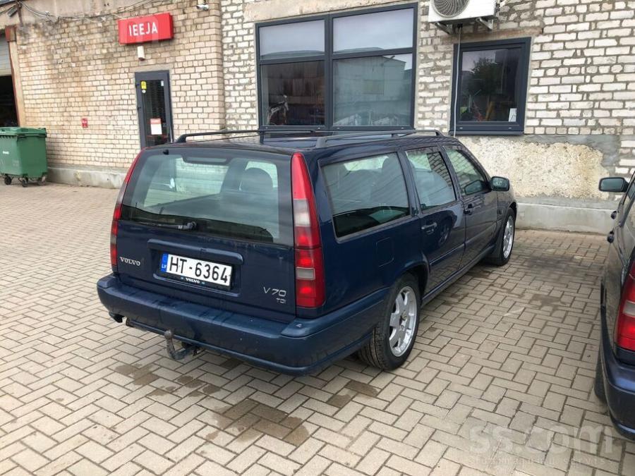 Blue Volvo V70 1997 in Rezekne, with an engine capacity of 2.50 L and mileage of 357 thousand km for 900 €, photo 9 on AUTOMOTO.COM.LV