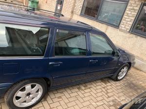 Blue Volvo V70 1997 in Rezekne, with an engine capacity of 2.50 L and mileage of 357 thousand km for 900 €, photo 10 on AUTOMOTO.COM.LV