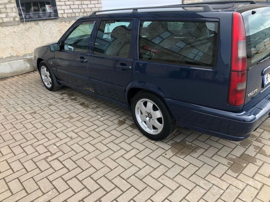Blue Volvo V70 1997 in Rezekne, with an engine capacity of 2.50 L and mileage of 357 thousand km for 900 €, photo 11 on AUTOMOTO.COM.LV