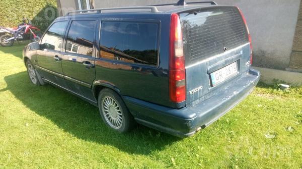 Blue Volvo V70 1998 in Jelgava, with an engine capacity of 2.40 L and mileage of 325 thousand km for 1100 €, photo 3 on AUTOMOTO.COM.LV