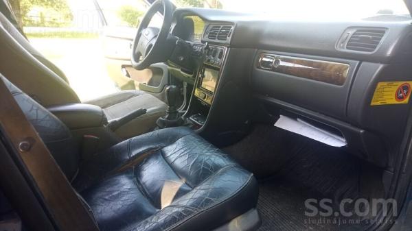 Blue Volvo V70 1998 in Jelgava, with an engine capacity of 2.40 L and mileage of 325 thousand km for 1100 €, photo 9 on AUTOMOTO.COM.LV