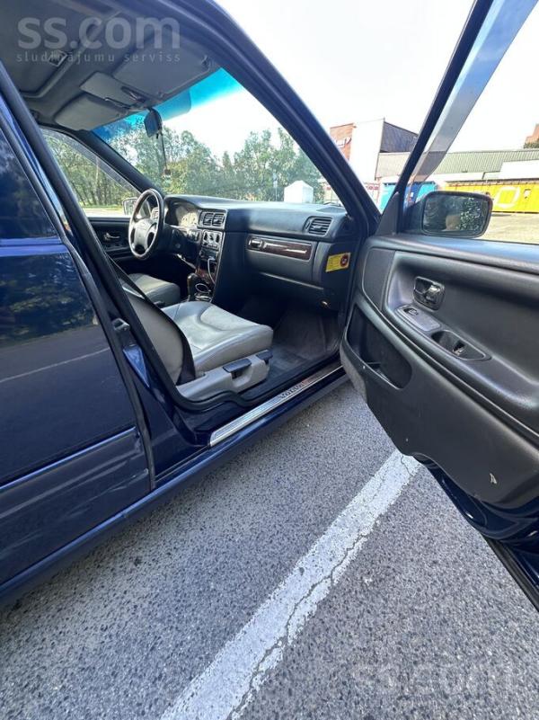 Zils Volvo V70 1998 Valmiera, ar dzinēja tilpumu 2.50 L un nobraukumu 520 tūkst. km par 1500 €, foto 9 vietnē AUTOMOTO.COM.LV