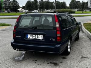 Zils Volvo V70 1998 Rīga, ar dzinēja tilpumu 2.50 L un nobraukumu 345 tūkst. km par 850 €, foto 3 vietnē AUTOMOTO.COM.LV