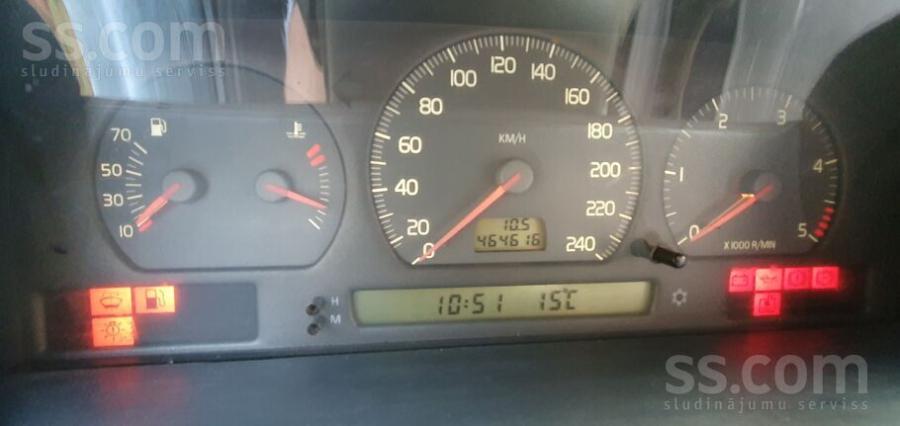 Blue Volvo V70 1998 in Liepaja, with an engine capacity of 2.50 L and mileage of 465 thousand km for 1000 €, photo 15 on AUTOMOTO.COM.LV