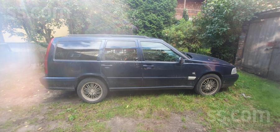 Blue Volvo V70 1998 in Liepaja, with an engine capacity of 2.50 L and mileage of 465 thousand km for 1000 €, photo 17 on AUTOMOTO.COM.LV
