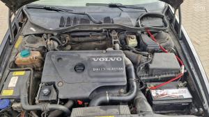 Zils Volvo V70 1999 Viļņa, ar dzinēja tilpumu 2.50 L un nobraukumu 401 tūkst. km par 1000 €, foto 12 vietnē AUTOMOTO.COM.LV