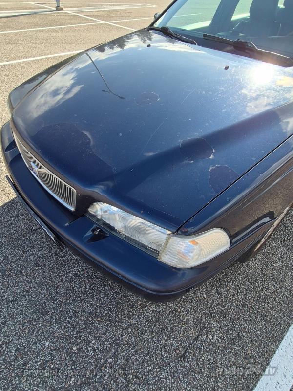Zils Volvo V70 1999 Valga, ar dzinēja tilpumu 2.50 L un nobraukumu 0 tūkst. km par 1300 €, foto 6 vietnē AUTOMOTO.COM.LV