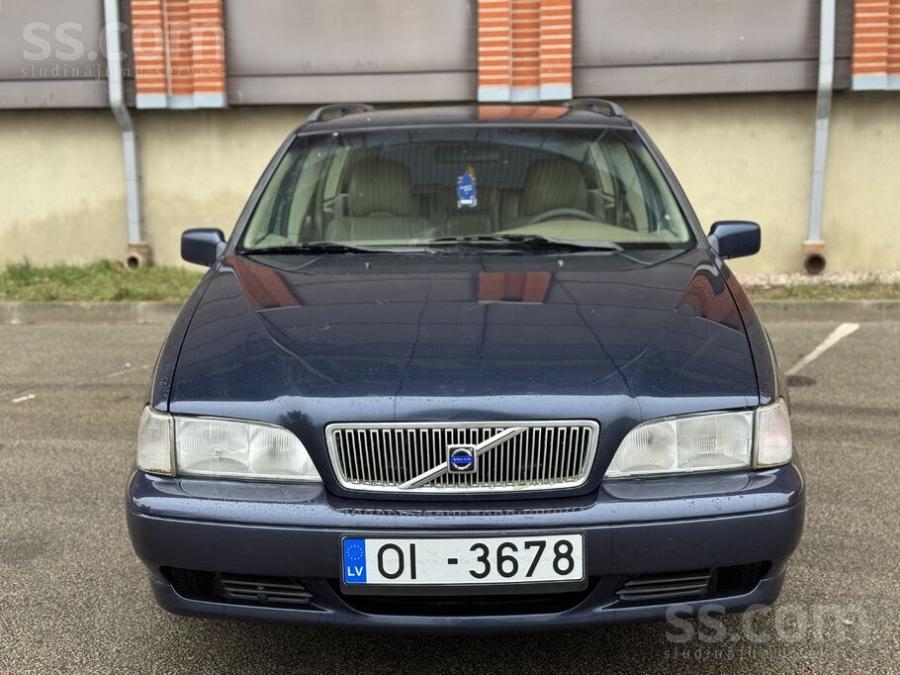 Blue Volvo V70 2000 in Jurmala, with an engine capacity of 2.50 L and mileage of 424 thousand km for 1100 €, photo 6 on AUTOMOTO.COM.LV