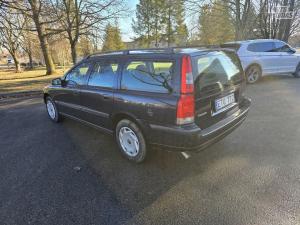 Zils Volvo V70 2000 Radviliškis, ar dzinēja tilpumu 2.50 L un nobraukumu 344 tūkst. km par 1150 €, foto 4 vietnē AUTOMOTO.COM.LV
