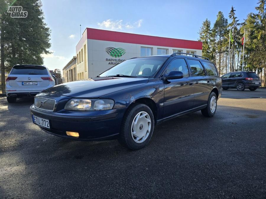 Zils Volvo V70 2000 Radviliškis, ar dzinēja tilpumu 2.50 L un nobraukumu 344 tūkst. km par 1150 €, foto 6 vietnē AUTOMOTO.COM.LV