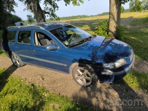 Zils Volvo V70 2000 Preiļi, ar dzinēja tilpumu 2.50 L un nobraukumu 424 tūkst. km par 900 €, foto 6 vietnē AUTOMOTO.COM.LV