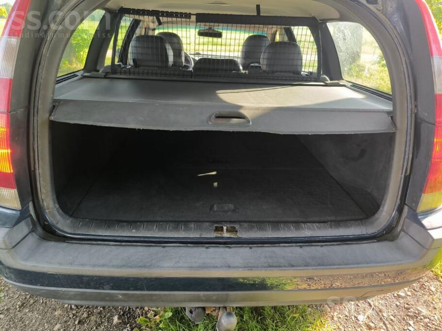 Zils Volvo V70 2000 Preiļi, ar dzinēja tilpumu 2.50 L un nobraukumu 424 tūkst. km par 900 €, foto 11 vietnē AUTOMOTO.COM.LV