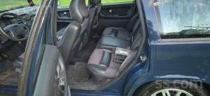 Zils Volvo V70 2000 Balvi, ar dzinēja tilpumu 2.40 L un nobraukumu 308 tūkst. km par 1300 €, foto 7 vietnē AUTOMOTO.COM.LV