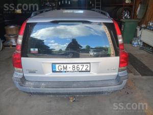 Zils Volvo V70 2000 Jelgava, ar dzinēja tilpumu 2.50 L un nobraukumu 596 tūkst. km par 1050 €, foto 7 vietnē AUTOMOTO.COM.LV