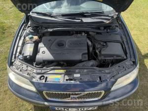 Zils Volvo V70 2000 Rīga, ar dzinēja tilpumu 2.50 L un nobraukumu 590 tūkst. km par 950 €, foto 7 vietnē AUTOMOTO.COM.LV
