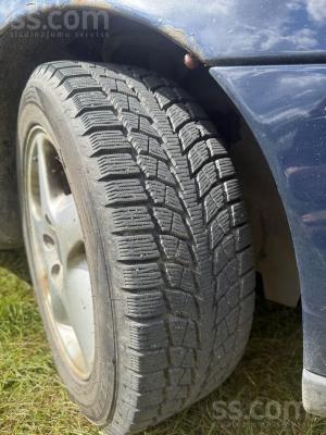 Zils Volvo V70 2000 Rīga, ar dzinēja tilpumu 2.50 L un nobraukumu 590 tūkst. km par 950 €, foto 11 vietnē AUTOMOTO.COM.LV