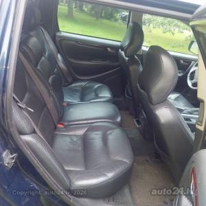 Zils Volvo V70 2000 Tallina, ar dzinēja tilpumu 2.40 L un nobraukumu 338 tūkst. km par 1450 €, foto 8 vietnē AUTOMOTO.COM.LV