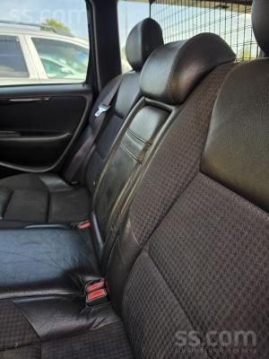 Zils Volvo V70 2000 Daugavpils, ar dzinēja tilpumu 2.50 L un nobraukumu 416 tūkst. km par 950 €, foto 5 vietnē AUTOMOTO.COM.LV