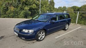 Zils Volvo V70 2000 Daugavpils, ar dzinēja tilpumu 2.50 L un nobraukumu 427 tūkst. km par 1300 €, foto 3 vietnē AUTOMOTO.COM.LV