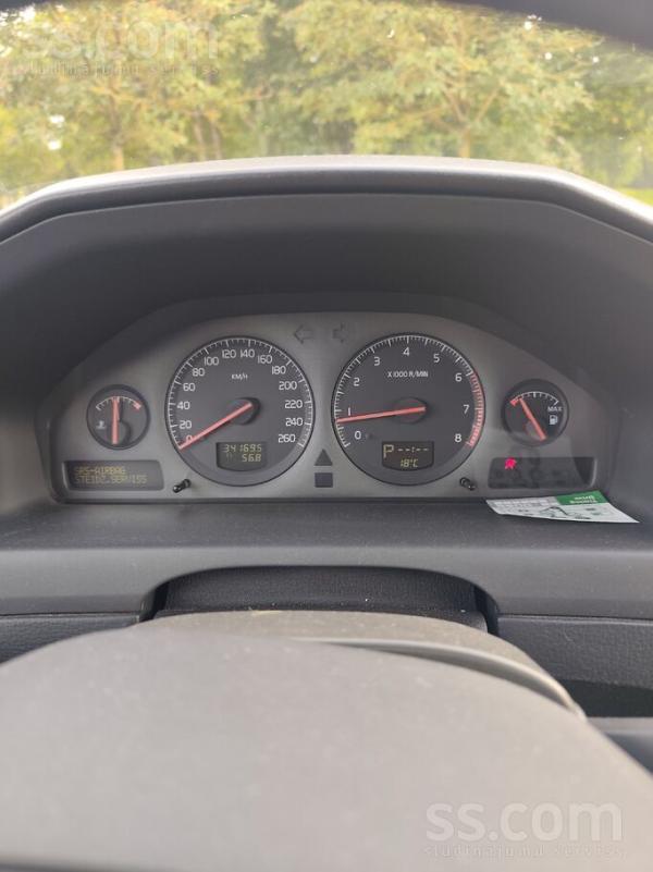 Вольво В70 2000 в Салдус на AUTOMOTO.COM.LV Синий Вольво В70 2000 в Салдус, объемом двигателя 2.30 л и пробегом 342 тыс. км за 1200 €, фото 7 на AUTOMOTO.COM.LV