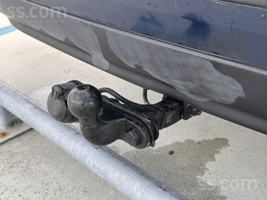 Zils Volvo V70 2000 Rīga, ar dzinēja tilpumu 2.50 L un nobraukumu 472 tūkst. km par 1350 €, foto 10 vietnē AUTOMOTO.COM.LV