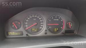 Синий Вольво В70 2000 в Рига, объемом двигателя 2.40 л и пробегом 400 тыс. км за 2200 €, фото 12 на AUTOMOTO.COM.LV
