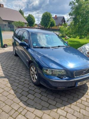 Zils Volvo V70 2001 Jelgava, ar dzinēja tilpumu 2.40 L un nobraukumu 454 tūkst. km par 2000 €, foto 1 vietnē AUTOMOTO.COM.LV