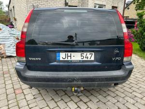 Zils Volvo V70 2001 Jelgava, ar dzinēja tilpumu 2.40 L un nobraukumu 454 tūkst. km par 2000 €, foto 4 vietnē AUTOMOTO.COM.LV