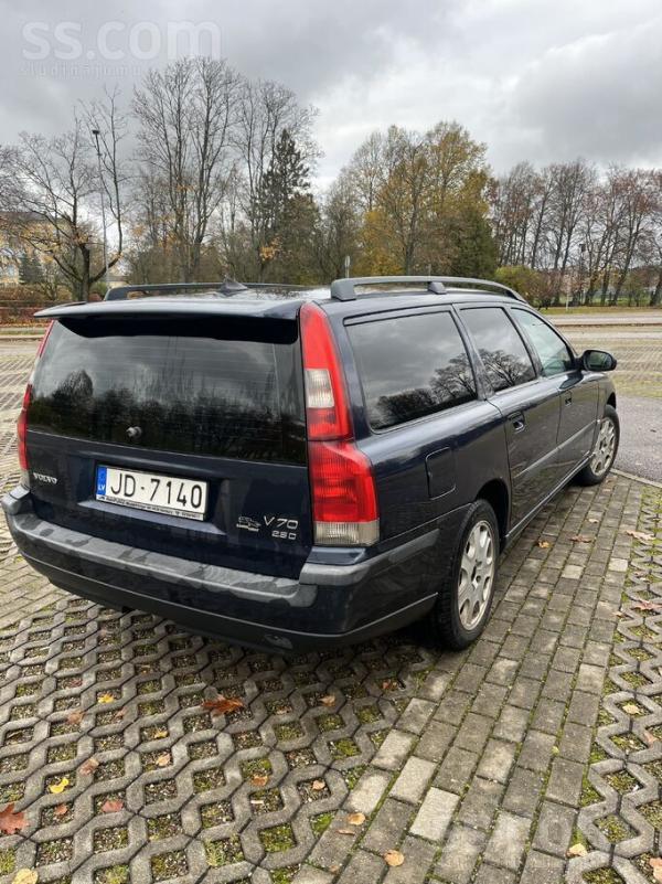Zils Volvo V70 2001 Ventspils, ar dzinēja tilpumu 2.50 L un nobraukumu 503 tūkst. km par 890 €, foto 3 vietnē AUTOMOTO.COM.LV